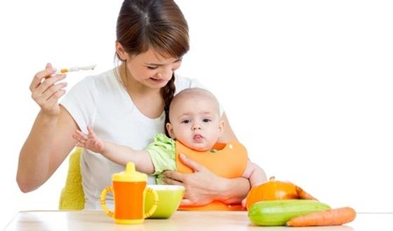 Voedingsaanbevelingen voor jonge kinderen | gezondheid.be