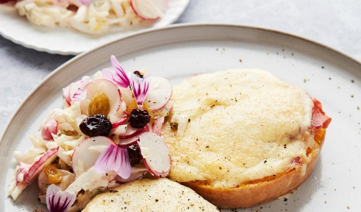 Recept: (gezondere) raclette met butternut en witloofslaatje ...