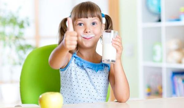Slanker door volle melk op jonge leeftijd? | gezondheid.be