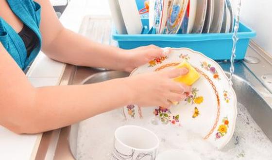 Minder allergieën bij afwassen met de hand | gezondheid.be