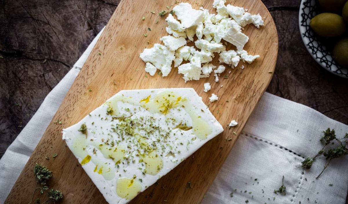 Hoe gezond is feta? | gezondheid.be