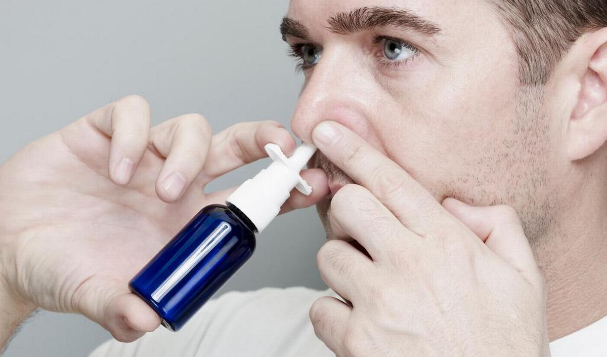 Verslaafd aan neusspray: symptomen en hoe afbouwen? | gezondheid.be
